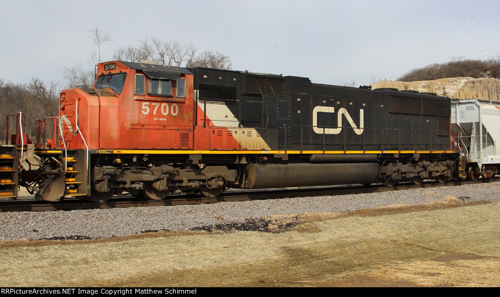 CN 5700